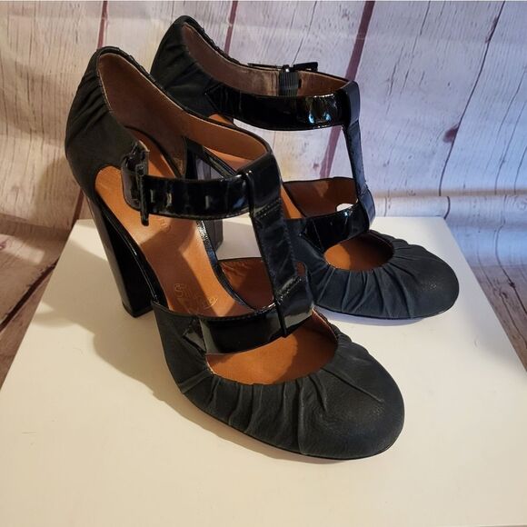 Modern Vintage | Shoes | Brandnewmodern Vintage Black Leather Patent ...